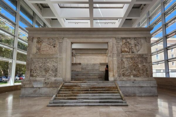 Roma, Ara Pacis - İtalya'da Rehber Ahmet Aybar